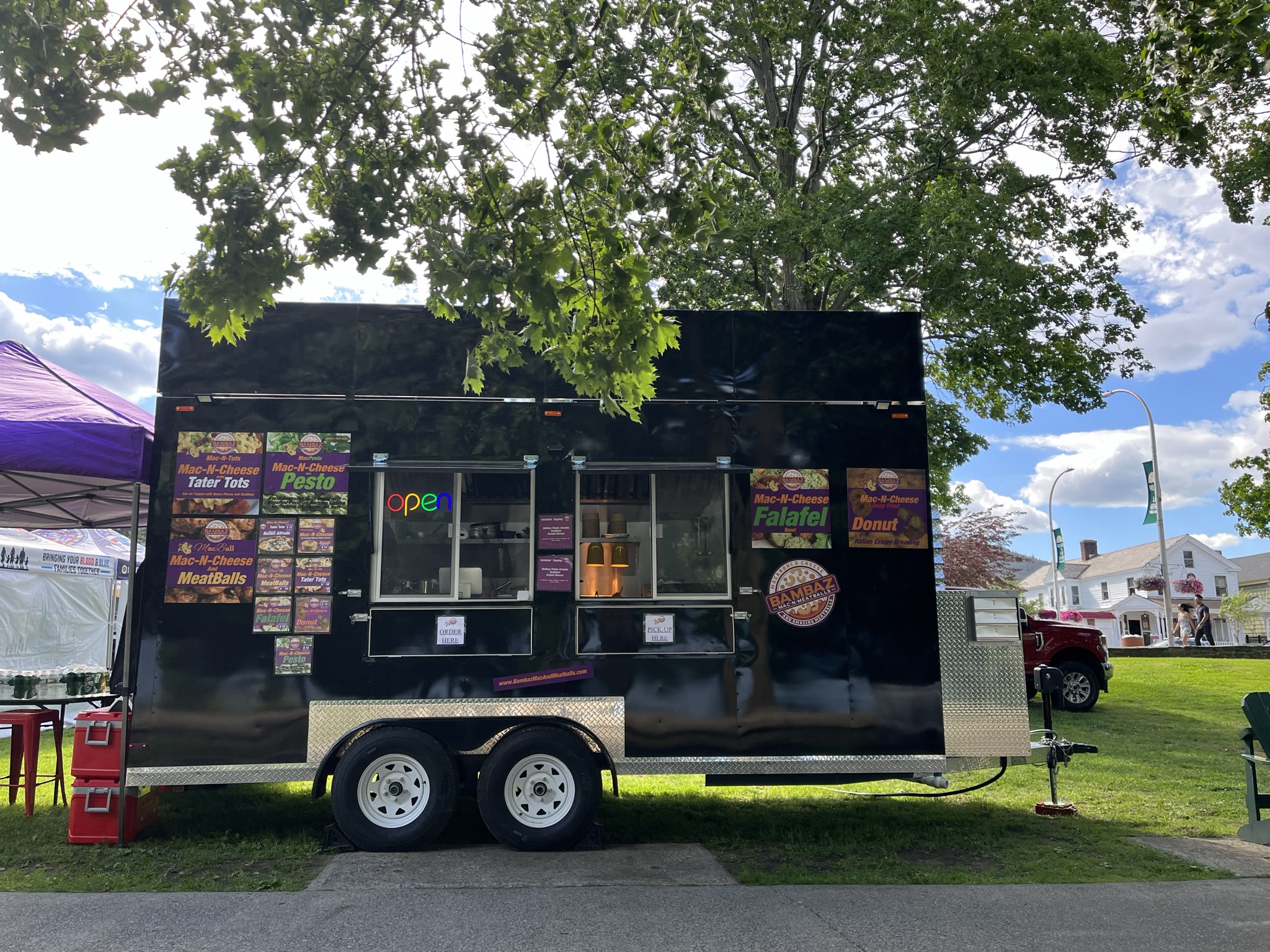 Our Food Trucks / Events – Bambaz Mac -N- Smash
